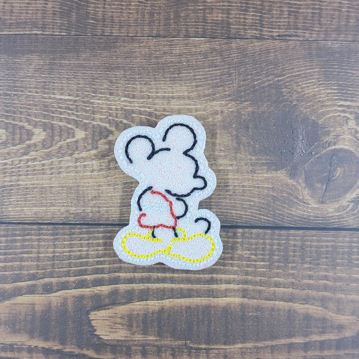 T.V. Mouse Outline – The Feltie Hoarder